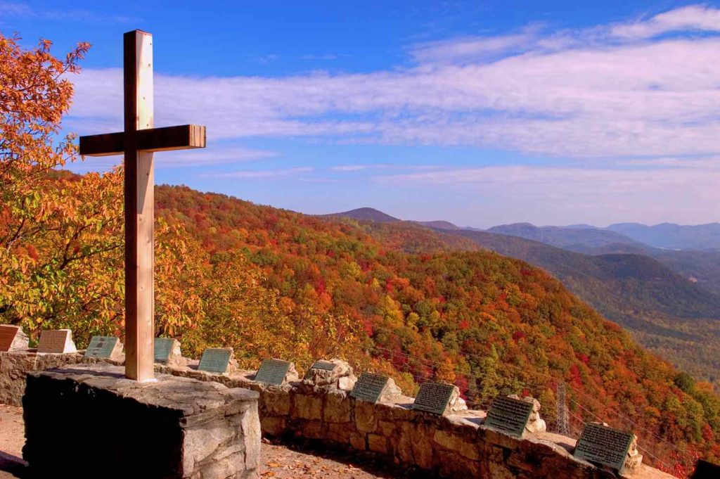 Fall in the South: Admire Autumn Without the Crowds