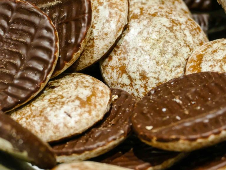 Christmas Cookies From Around the World