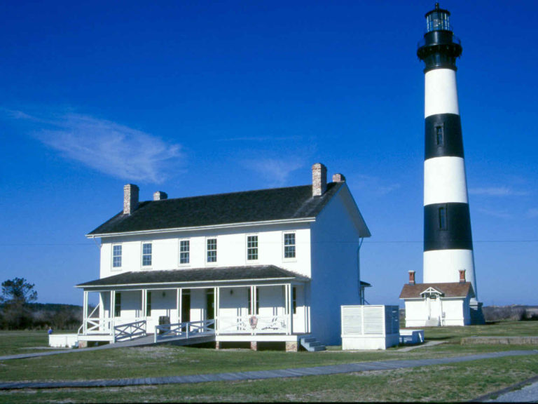 How to Take an Outer Banks Lighthouses Road Trip