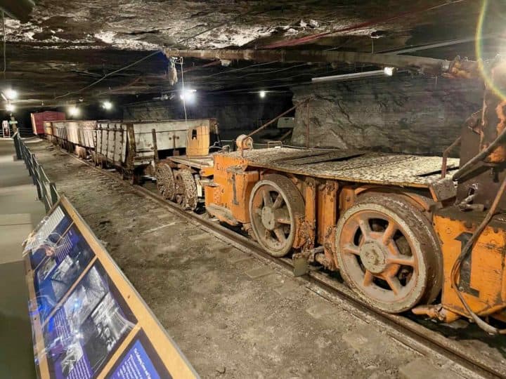 The 8 Best Places to Go on a Kansas Vacation